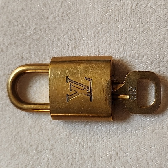 Louis Vuitton | Accessories | Louis Vuitton Key And Lock 39 | Poshmark
